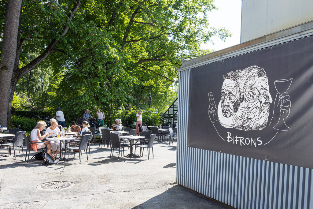 Om Bifrons - Bifrons